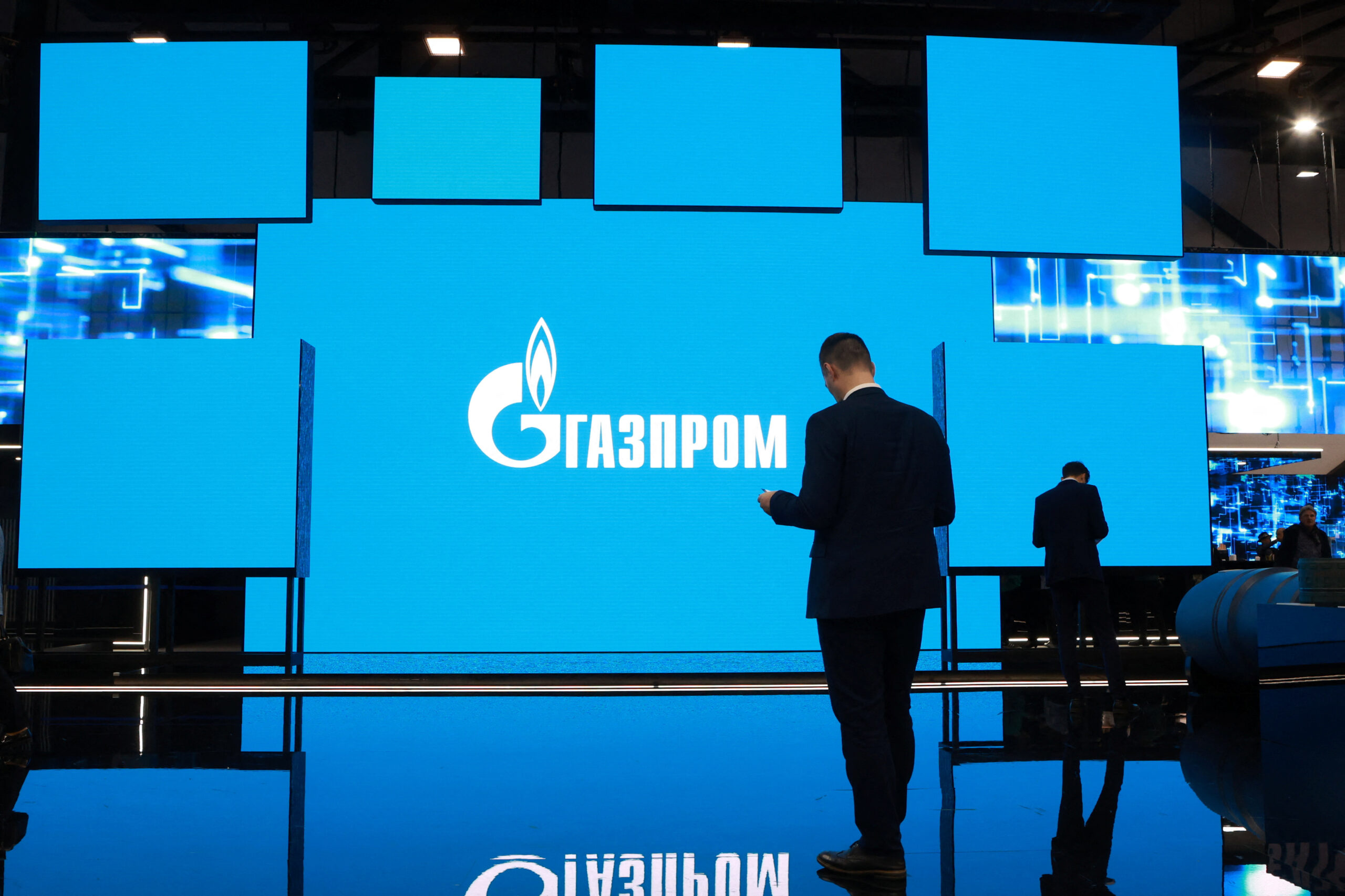 Gazprom Confirms Letter on Mass Layoffs in Central Office - ROGTEC Magazine